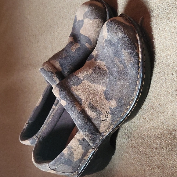 Born | Shoes | Born Concept Boc Clog Camoflauge Camo In Size Us 8 ...